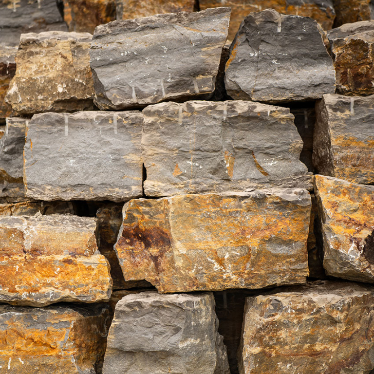 Mauersteine - bmk Steinbruchbetriebe GmbH & Co. KG